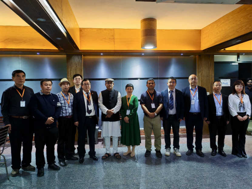 AsiaBlight China代表团访问孟加拉国农业大学 - CIP CCCAP